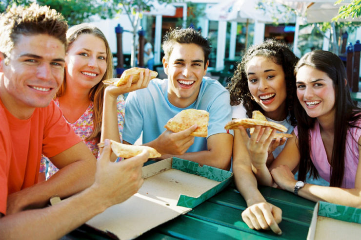 A Closer Look at Gen Z’s Eating and Shopping Habits - The Food Institute