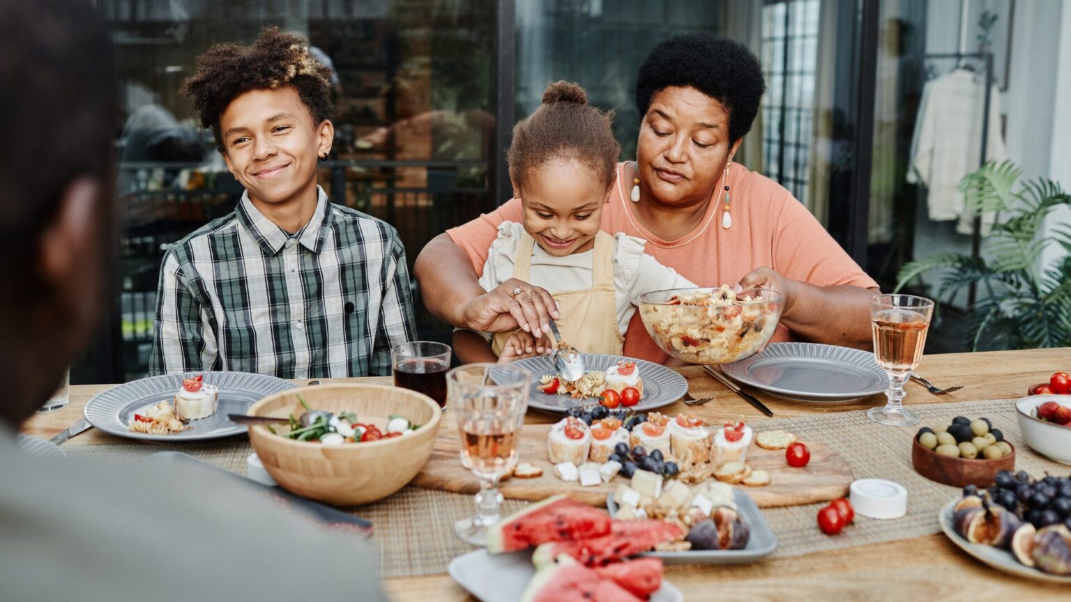 Gen Alpha and Gen Z Food Trends to Watch in 2025 - The Food Institute